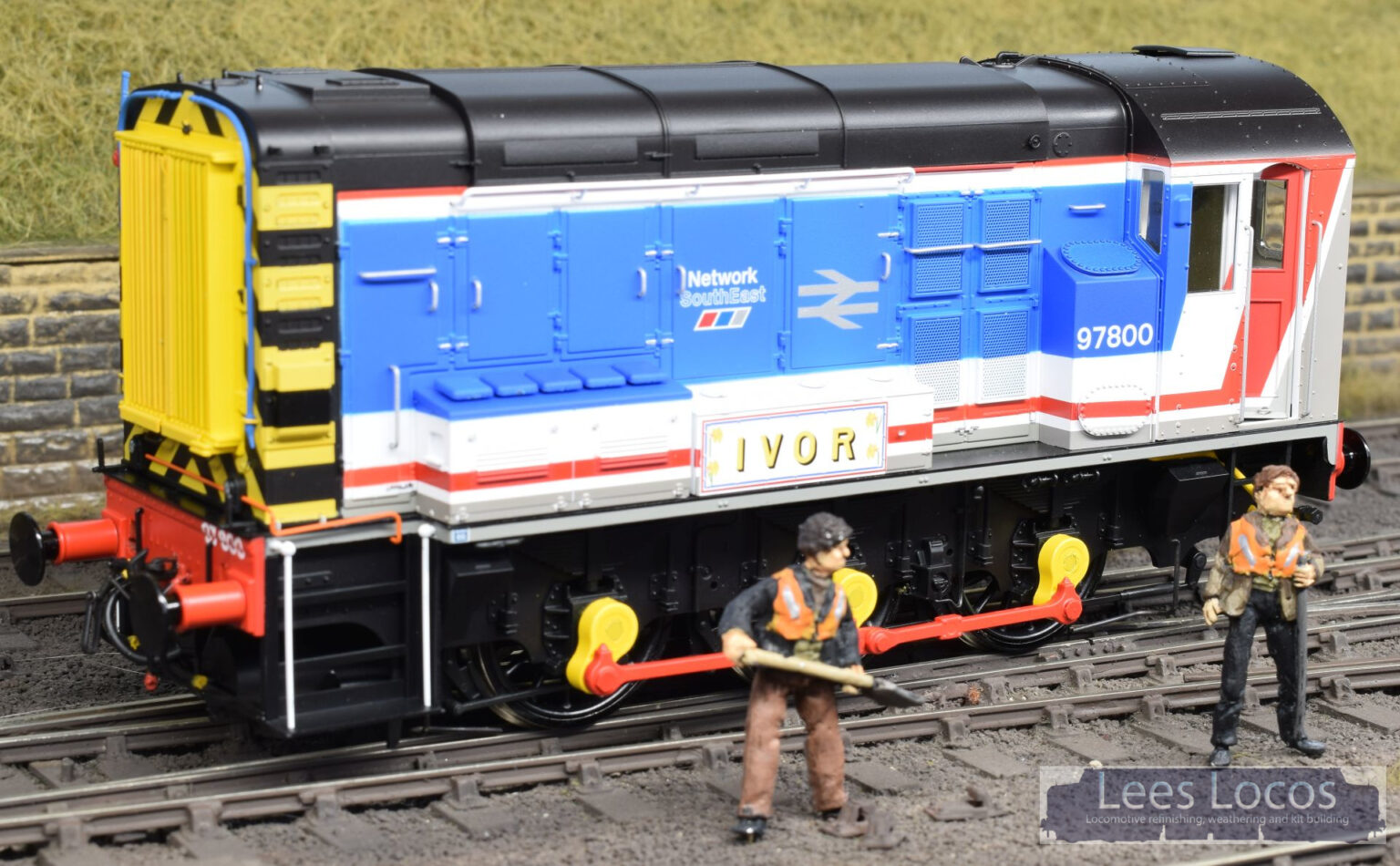 Dapol/Gaugemaster GM7210301 O gauge class 09 shunter 97800 – Lees Locos